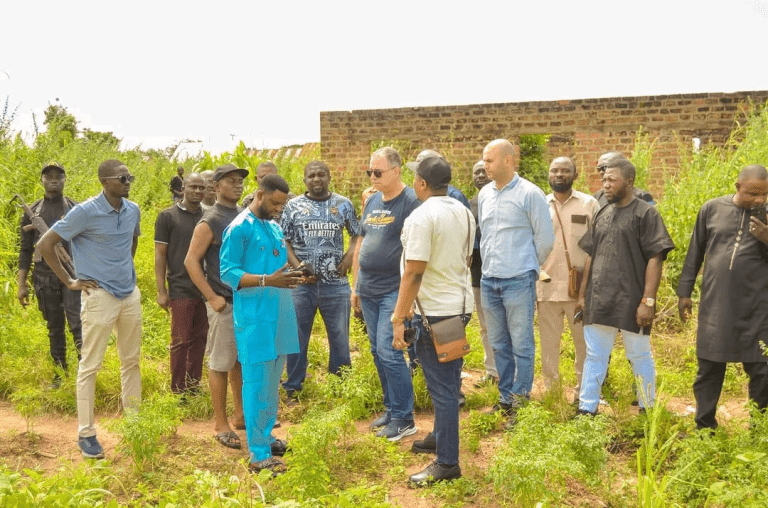 BURUKU COUNCIL CHAIRMAN ENGAGES SETRACO, COMMUNITY LEADERS ON RIVER ...
